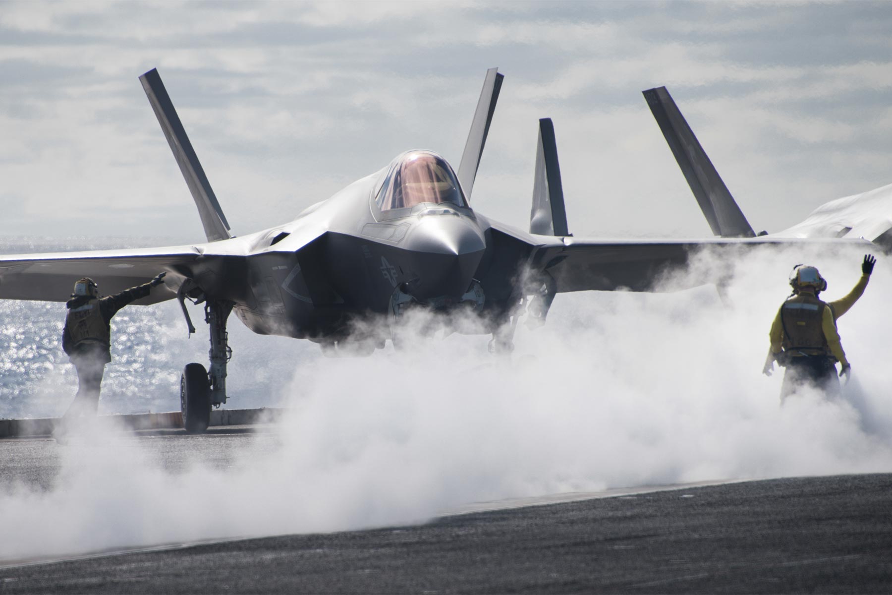Navy Achieves New F-35 Fighter Jet Milestone on USS Carl Vinson ...